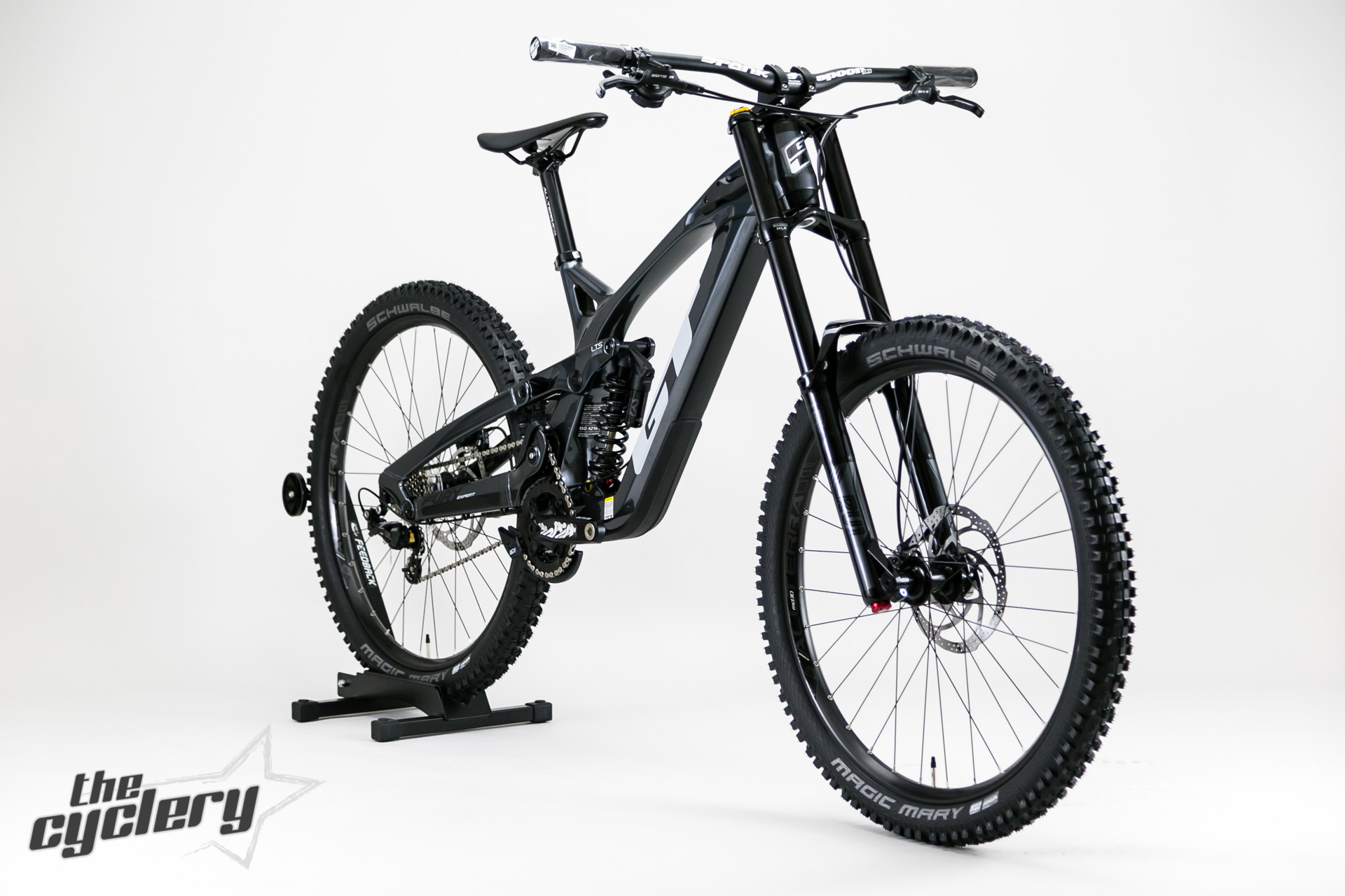 GT Fury Expert 27.5" Carbon Downhill Bike 2020 | The Cyclery